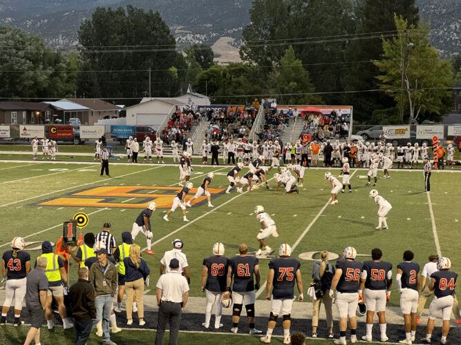 Snow wins season football opener | News, Sports, Jobs - Daily Herald